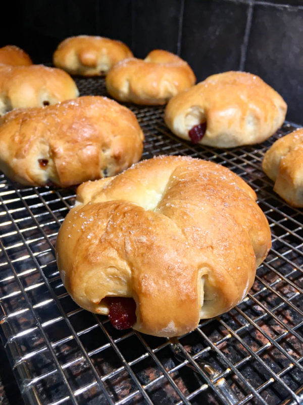 Roscones - Amazing Guava Sweet Bread - fed by sab