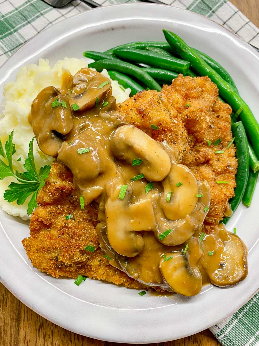 Hunter Schnitzel (Jagerschnitzel) - fed by sab