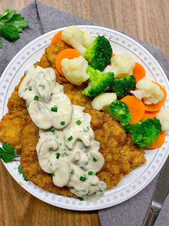 Rahmschnitzel (Creamy Mushroom Schnitzel) - fed by sab