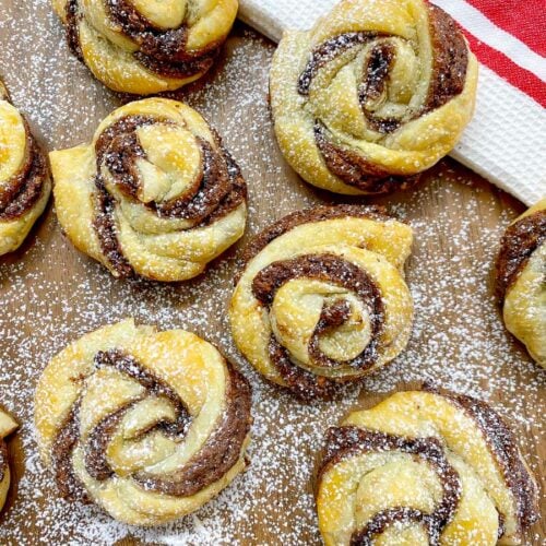 Nutella Twist Pastries 3 Ingredient Fed By Sab