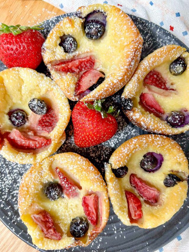 Mini Berry Dutch Babies - Easy and Delicious - fed by sab