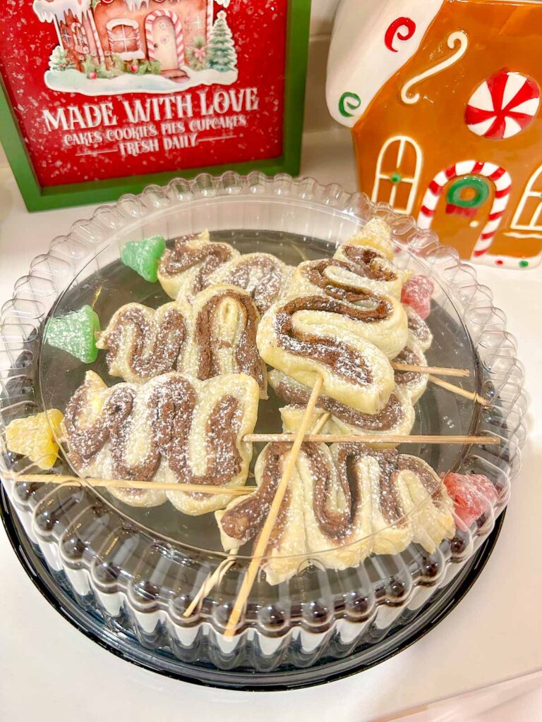 Nutella Pastry Christmas Trees - fed by sab