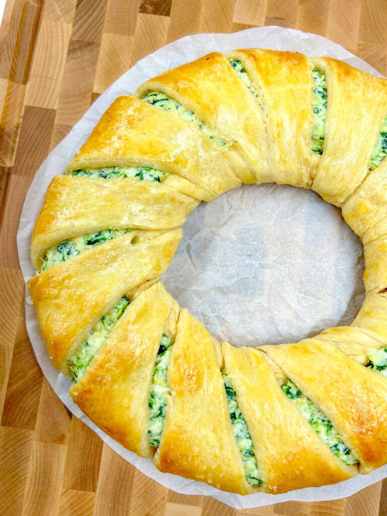 Spinach Artichoke Dip Ring - fed by sab
