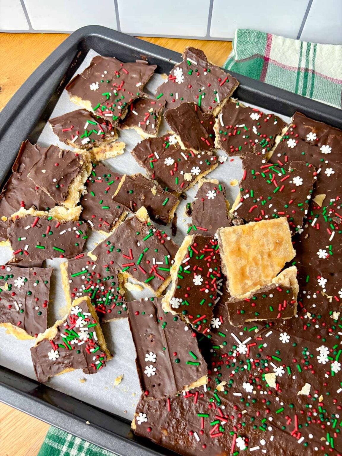 Christmas Crack (Cracker Toffee) - fed by sab